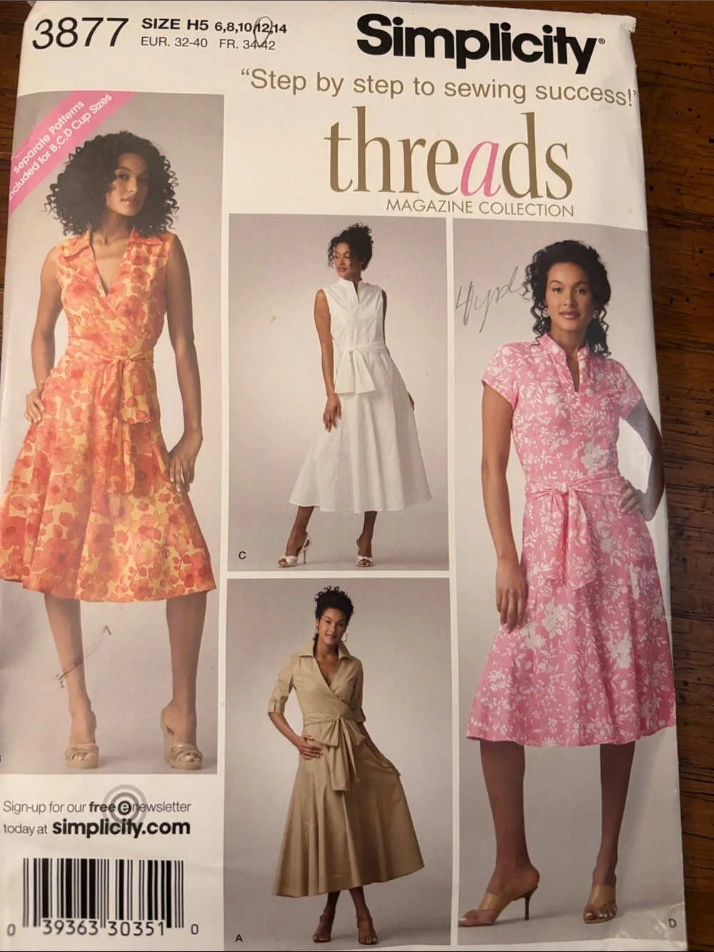 Simplicity | Other | 3877 Sewing Pattern For Misses Dresses From The ...